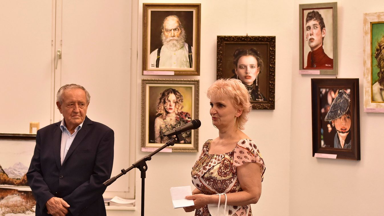 A festés terápia Marik Anikó szolnoki festő számára