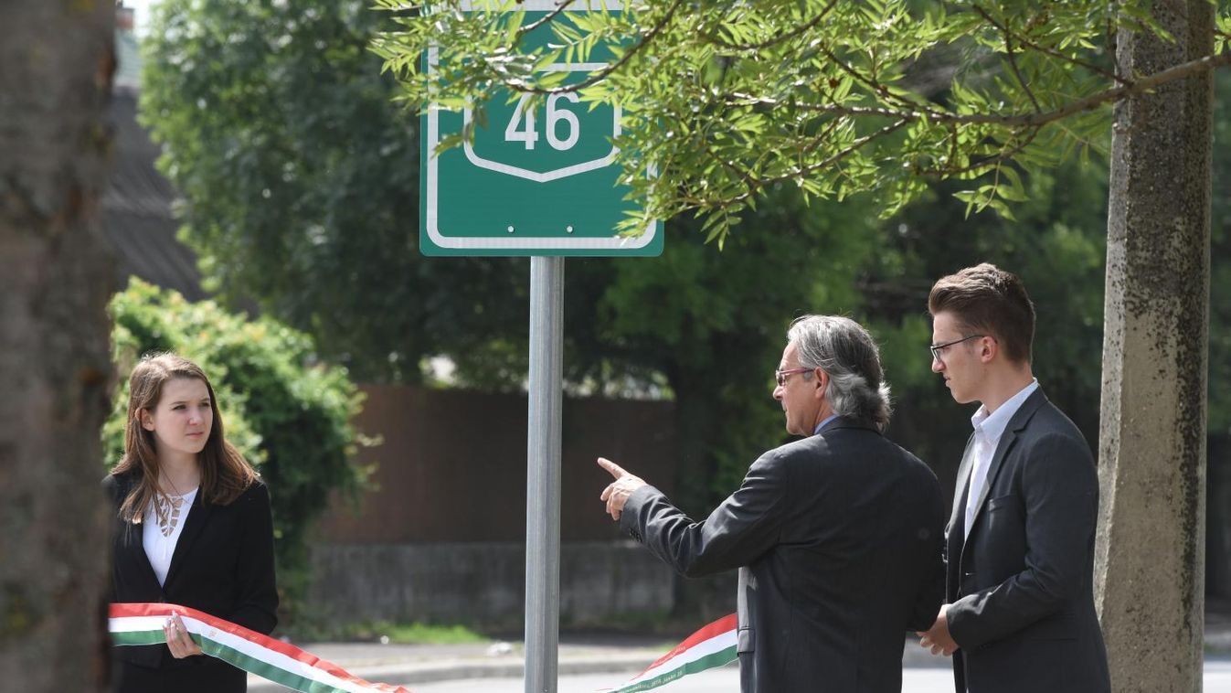 SZOLJON - Átadták a 46-os út felújított városi szakaszát (fotók)