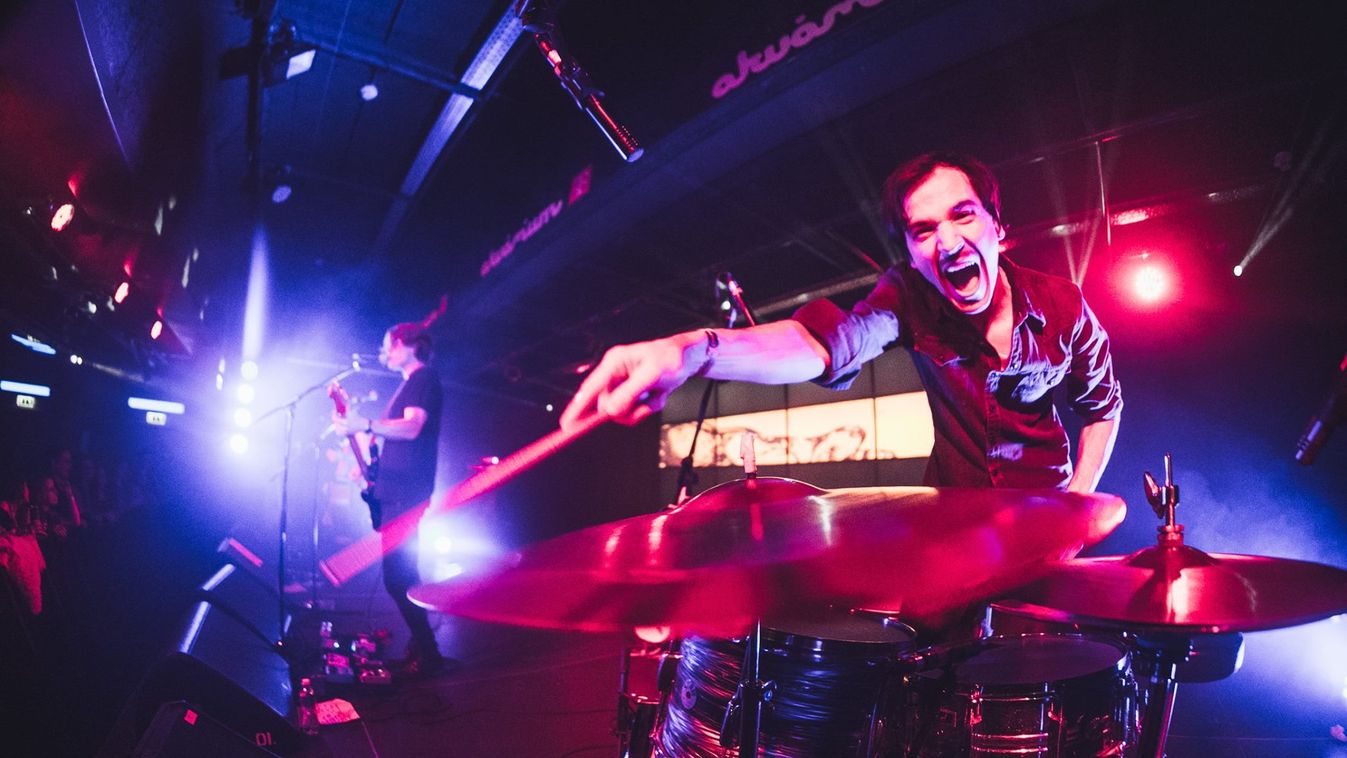 Amerikai rádióban zenélt bandájával a mezőtúri G. Szabó Hunor