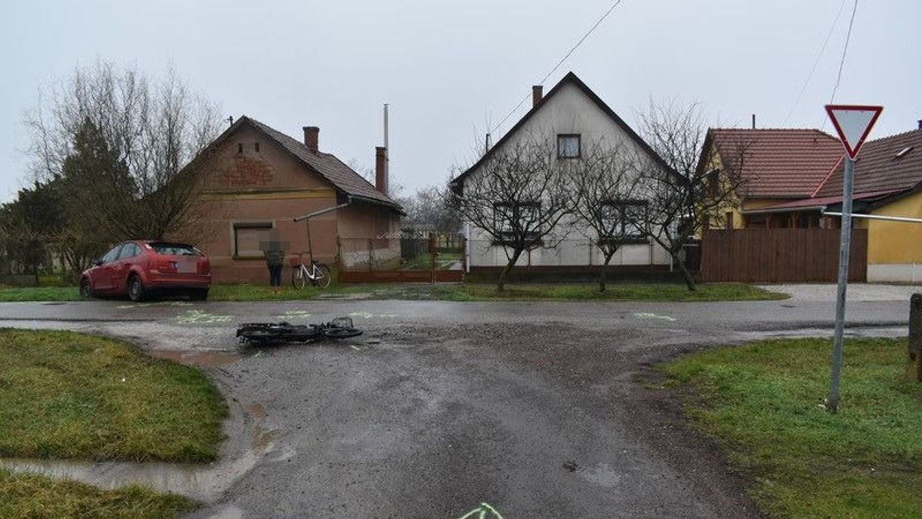 SZOLJON - Súlyosan megsérült a kerékpáros, akit egy figyelmetlen sofőr ... SZOLJON - Súlyosan megsérült a kerékpáros, akit egy figyelmetlen sofőr ...