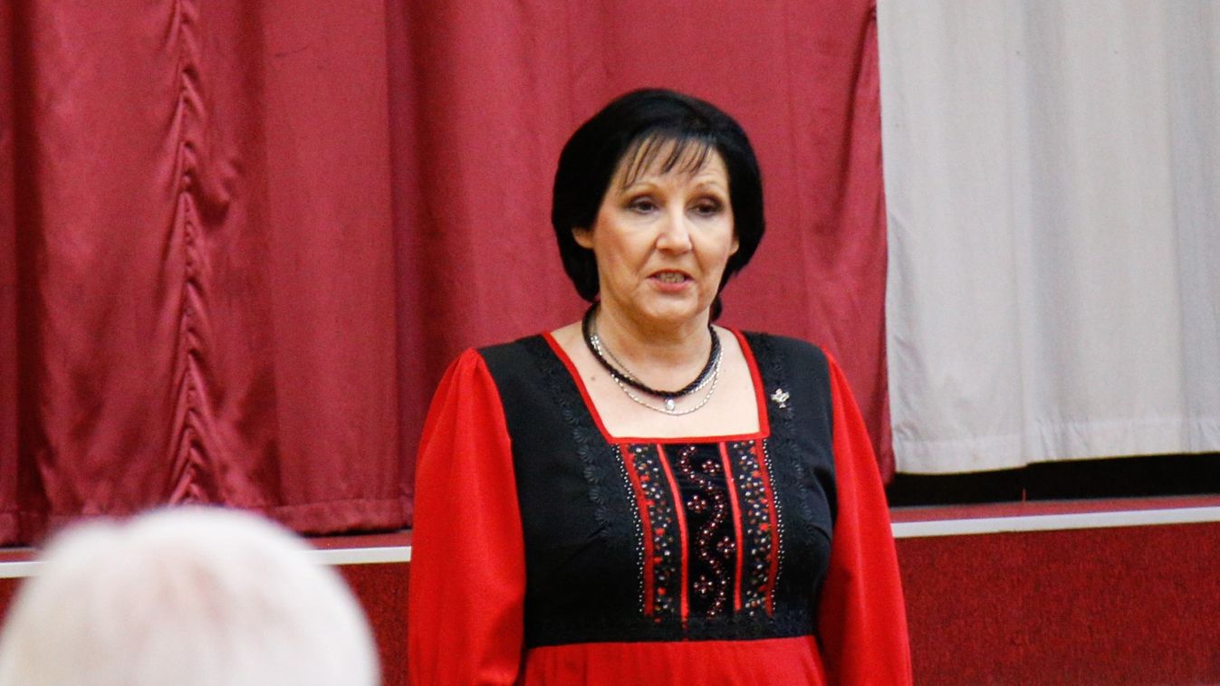 „Erdélyi Oscart” kapott a szolnoki Meister Éva előadóművész