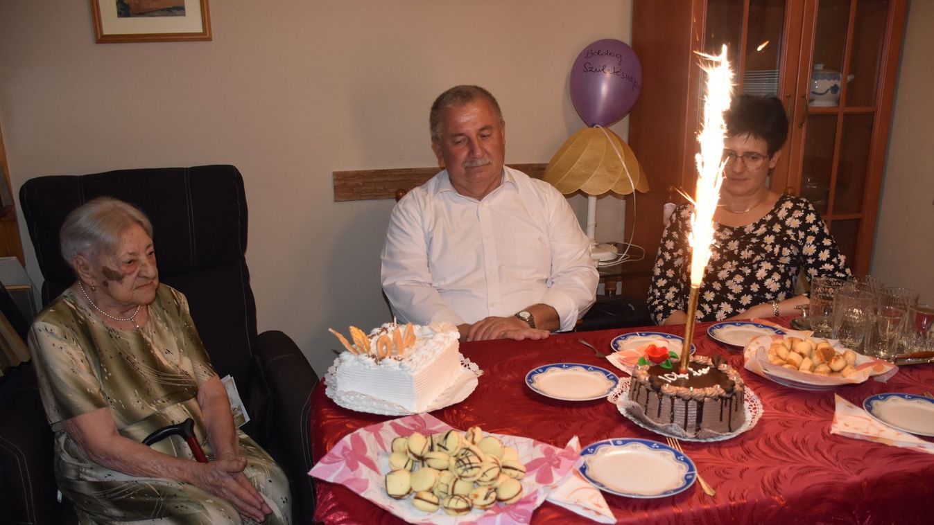 Száznégy éves lett Karcag legidősebb lakója