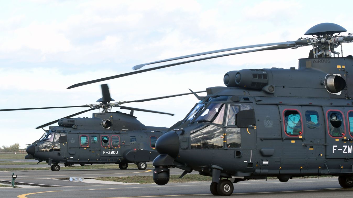 Újabb két Airbus H225M típusú katonai helikopter érkezett Szolnokra – galériával