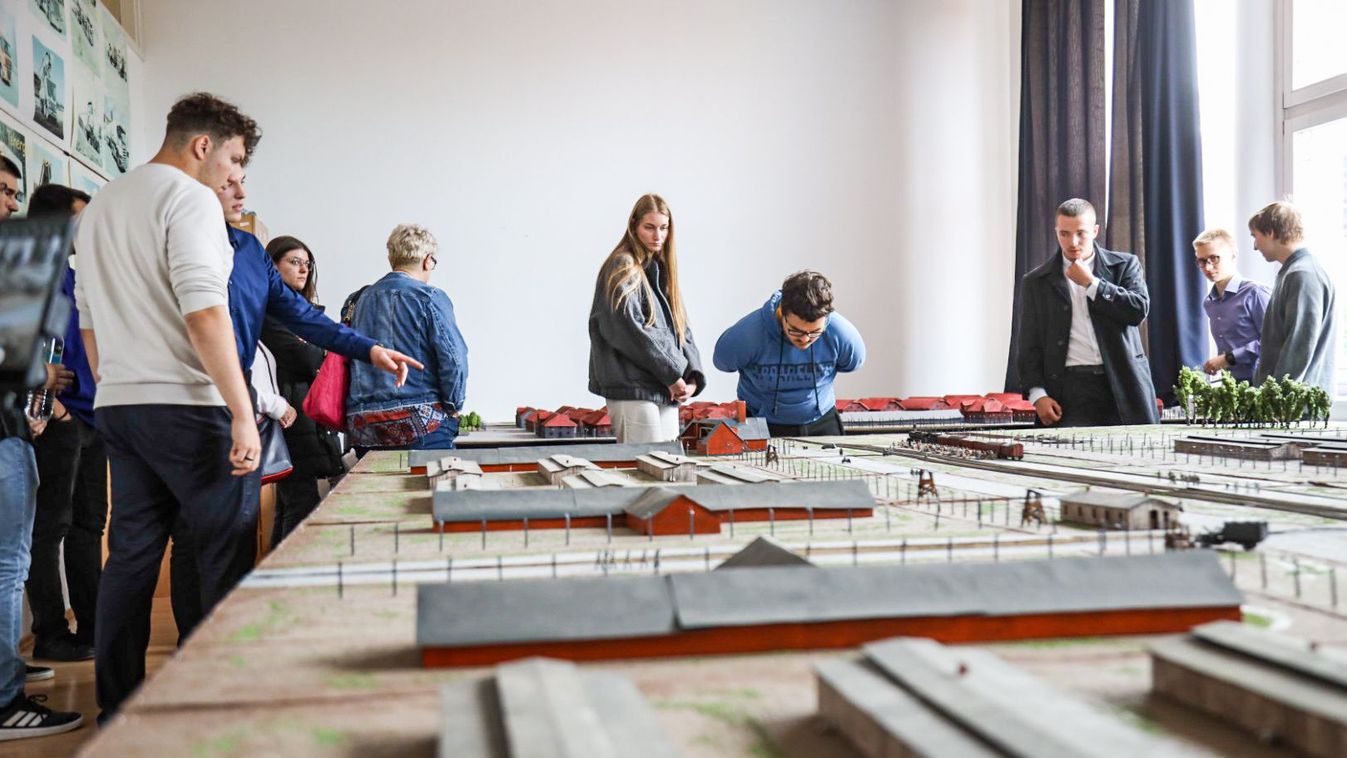 Experience History utazó kiállítás szolnoki megállója