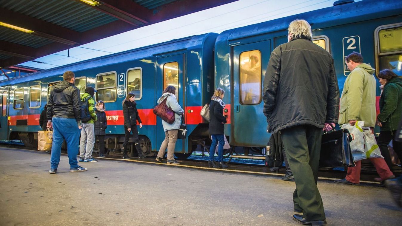 Milliárdos fejlesztéssel javul Szolnok vasúti közlekedése
